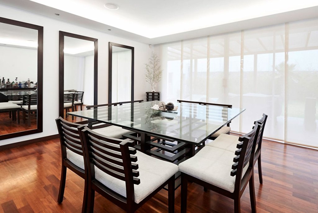 Custom Glass Table Tops In New York - Glass Mirror NYC